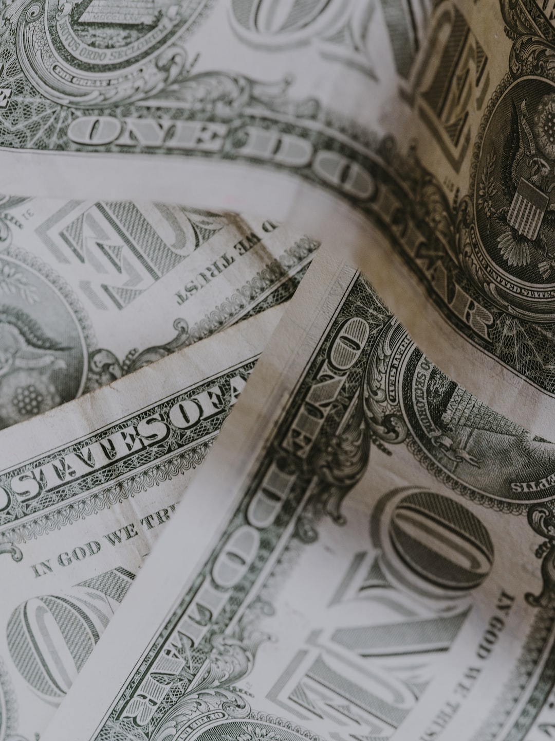 How do interest rates affect forex pair prices? – Forex Academy